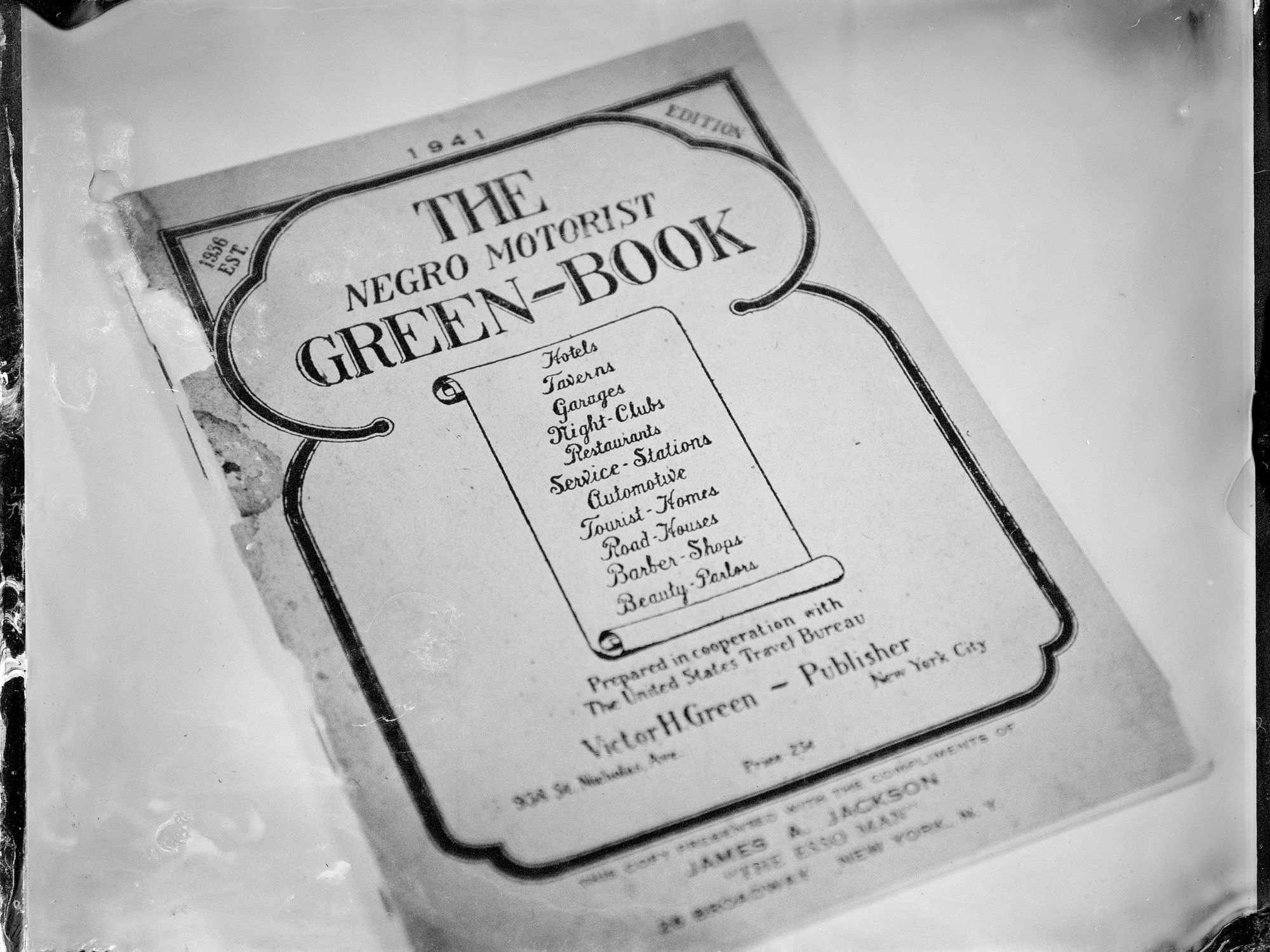 How the Green Book Helped African-American Tourists Navigate a ...