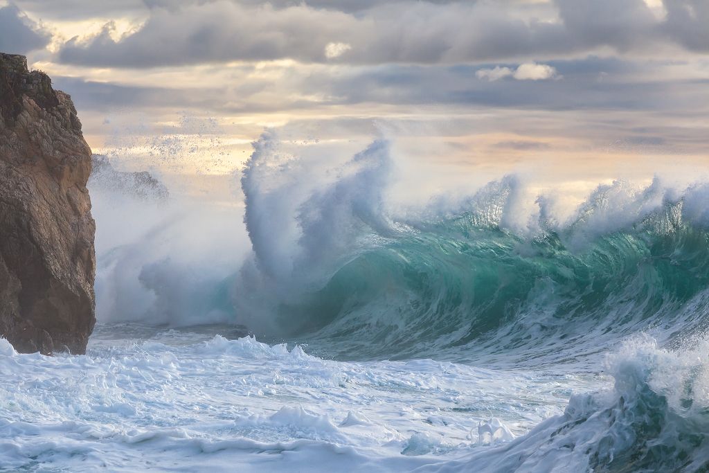 Giant wave taken during a seastorm. | Smithsonian Photo Contest ...