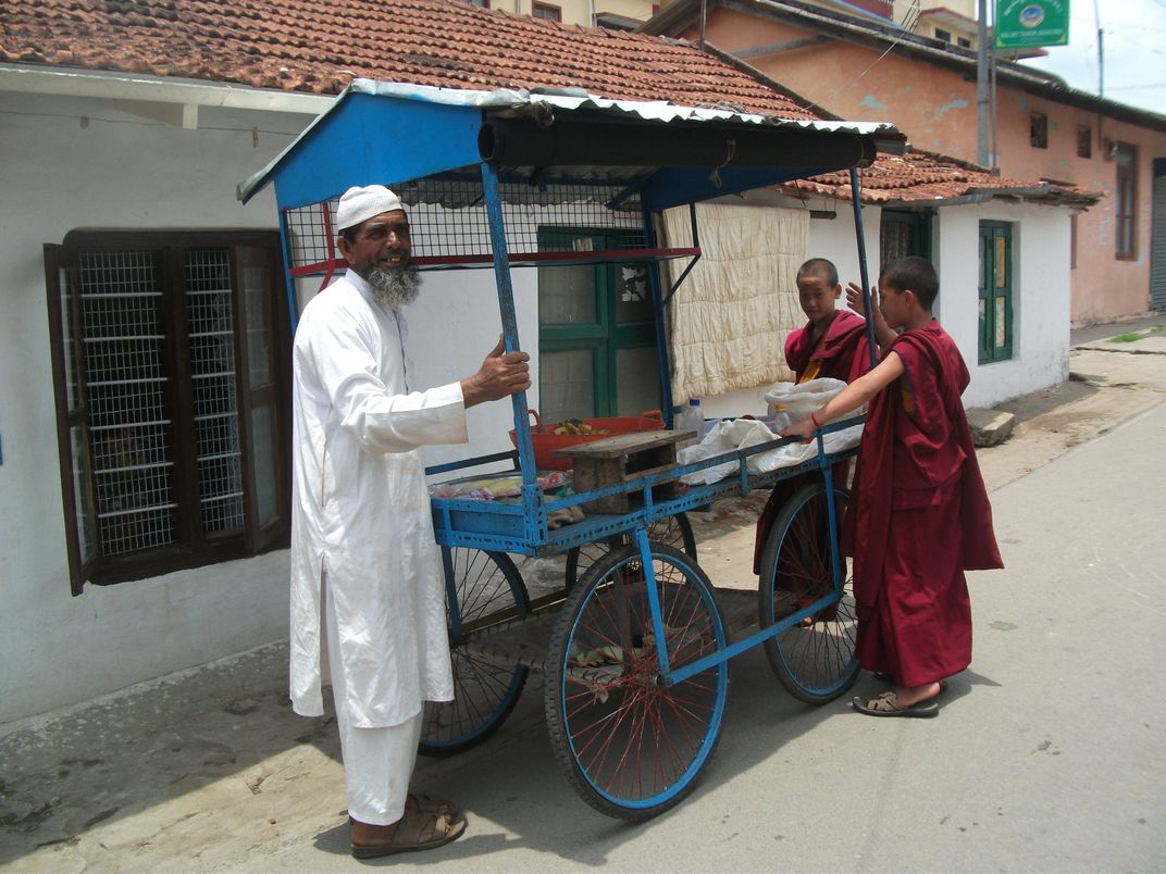 The pushcart vendor | Smithsonian Photo Contest | Smithsonian Magazine