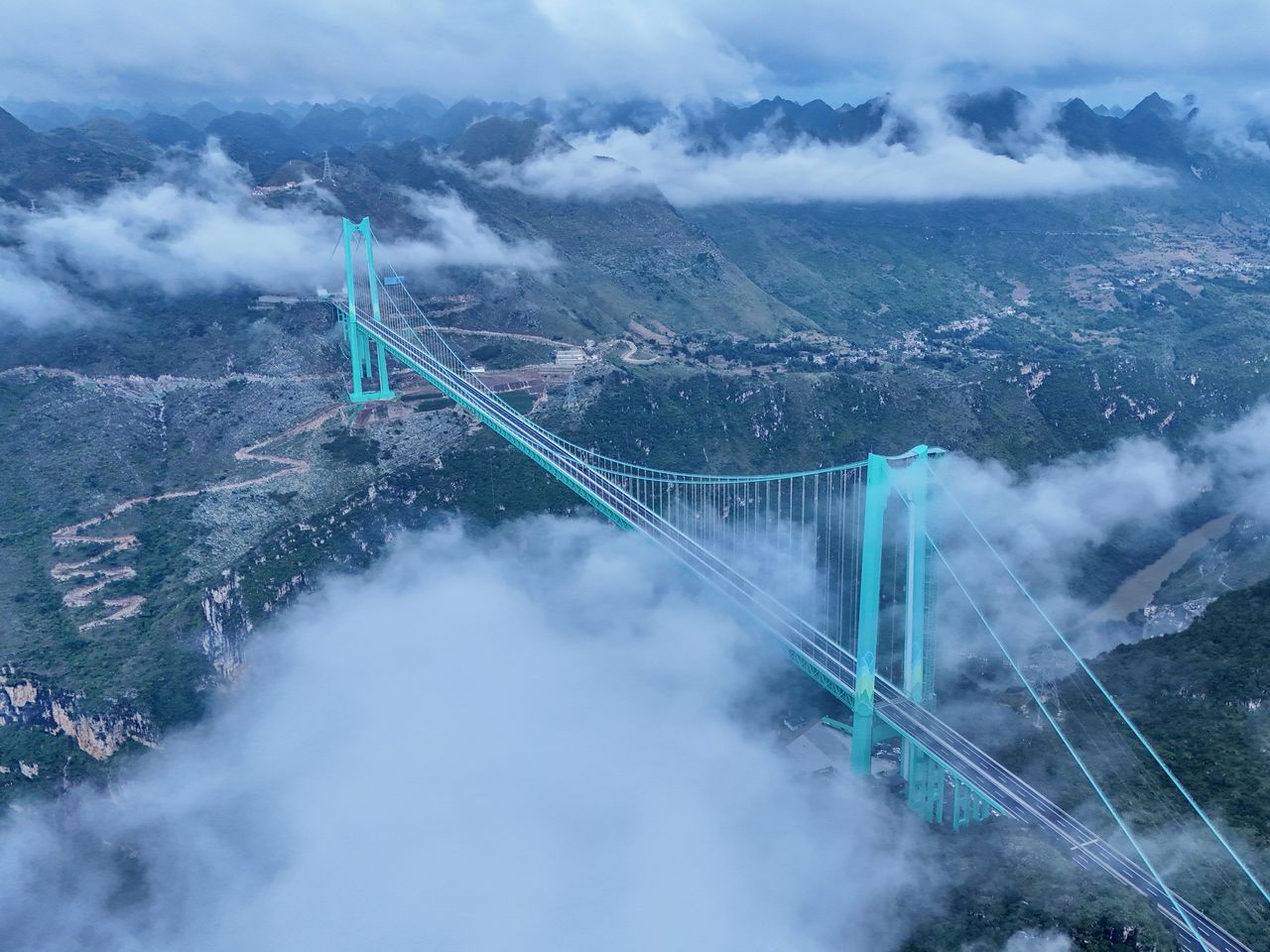 world's highest road bridge 2004