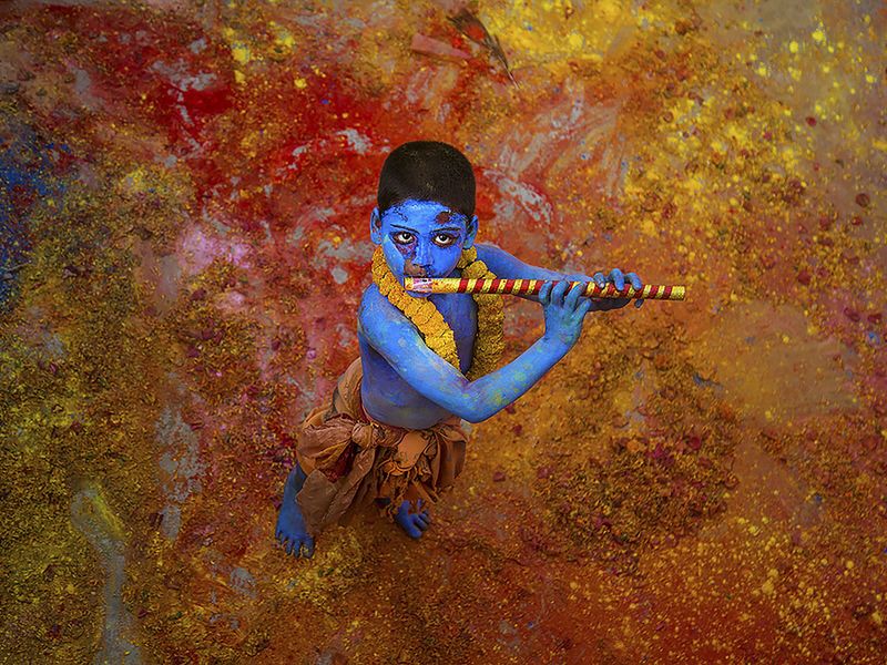 Krishna and colours | Smithsonian Photo Contest | Smithsonian Magazine