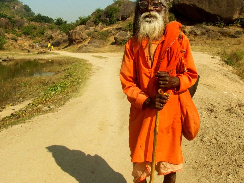 A real vagabond, sets for a neverending journey through the streets of ...