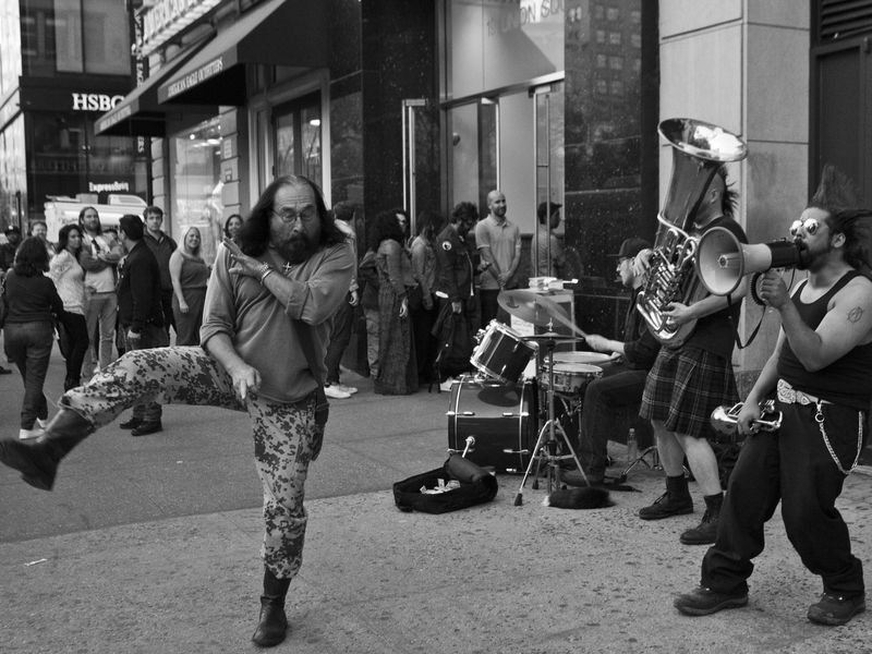 Moshing in Manhattan | Smithsonian Photo Contest | Smithsonian Magazine