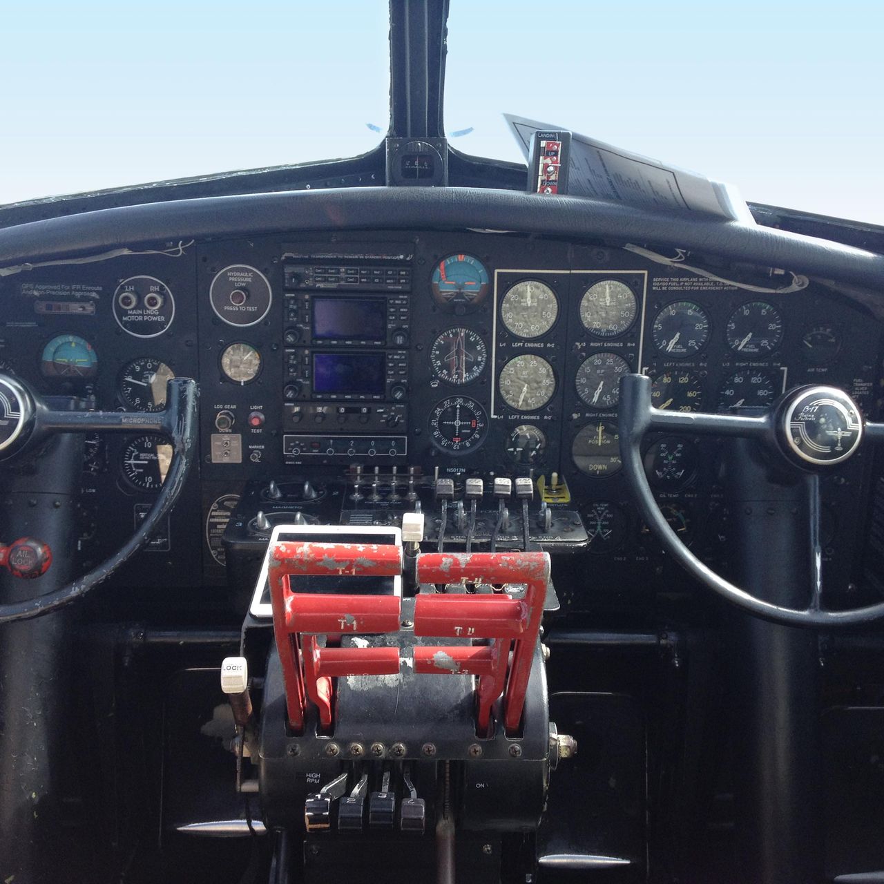 b17 cockpit view