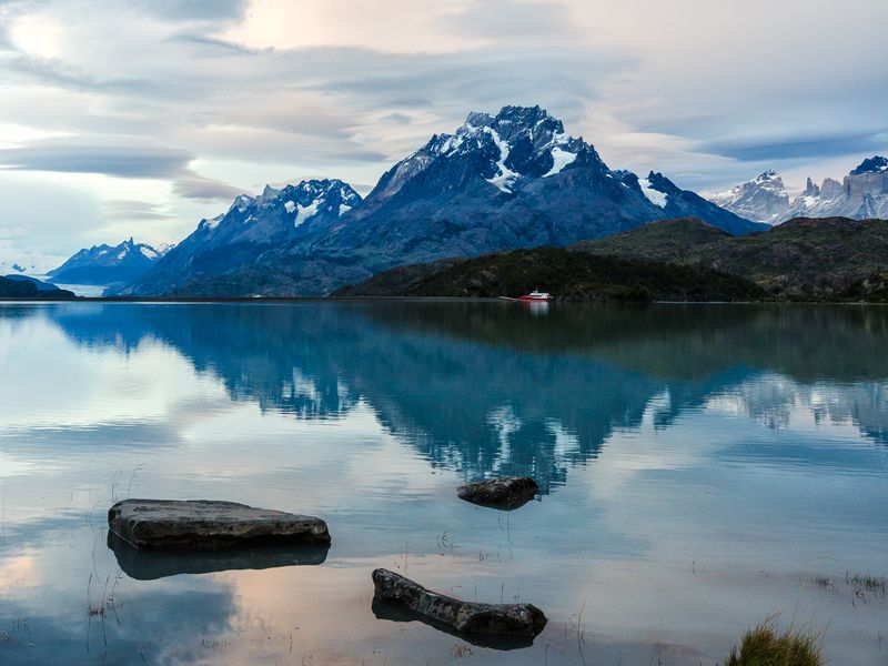 Lago Grey sunset | Smithsonian Photo Contest | Smithsonian Magazine
