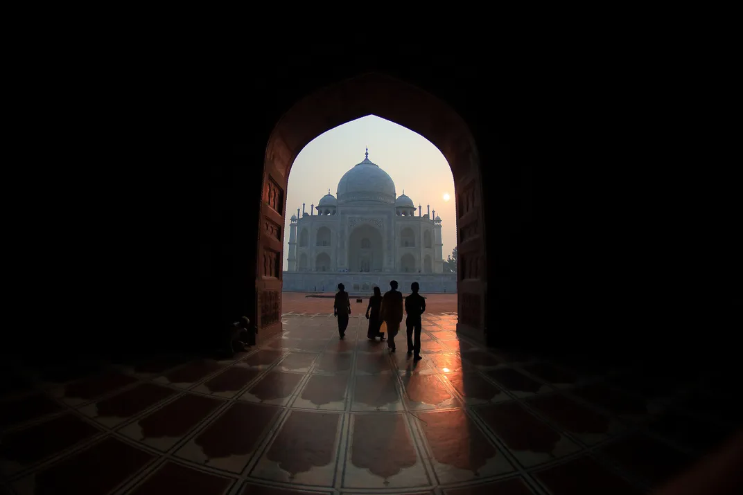 View of Taj mahal | Smithsonian Photo Contest | Smithsonian Magazine