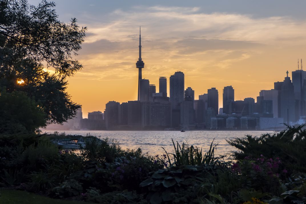 Toronto skyline | Smithsonian Photo Contest | Smithsonian Magazine