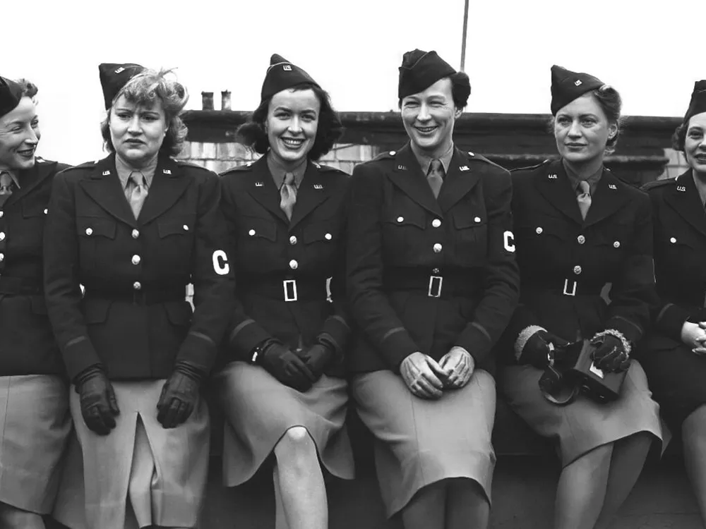 Lee Miller's Legacy: From Fashion Model to War Correspondent ...