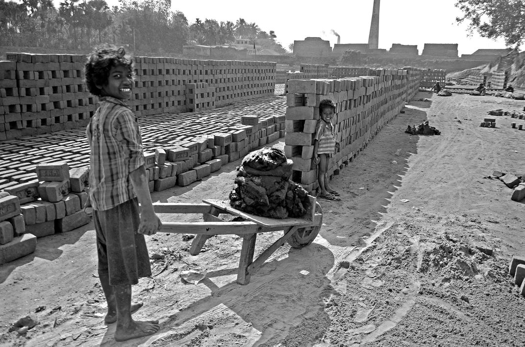 CHILDREN WORKING IN BRICK KILN | Smithsonian Photo Contest ...
