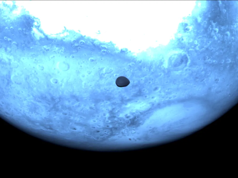 Check Out These Rare Images of Deimos, One of Mars' Mysterious Moons ...