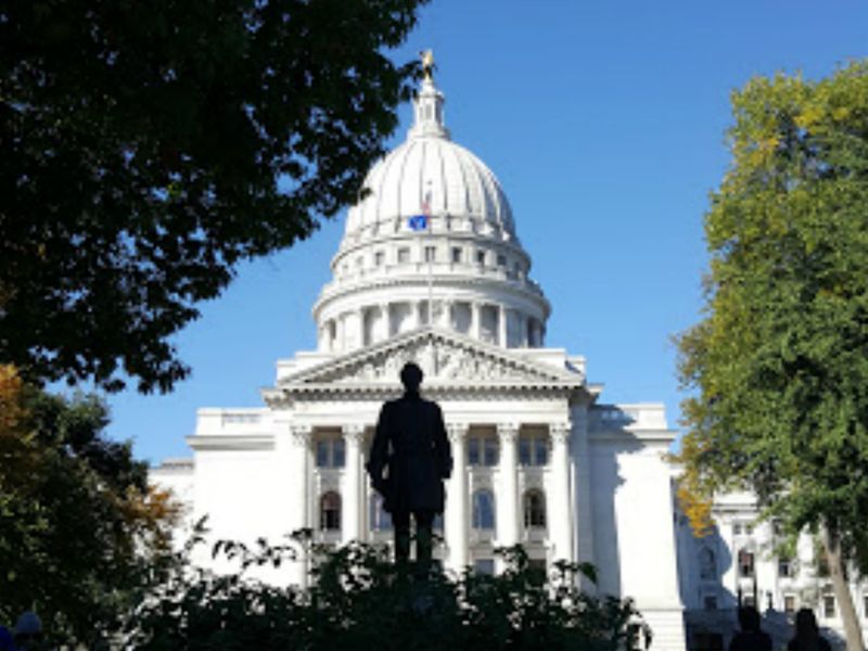 Wisconsin Capital Building | Smithsonian Photo Contest | Smithsonian ...