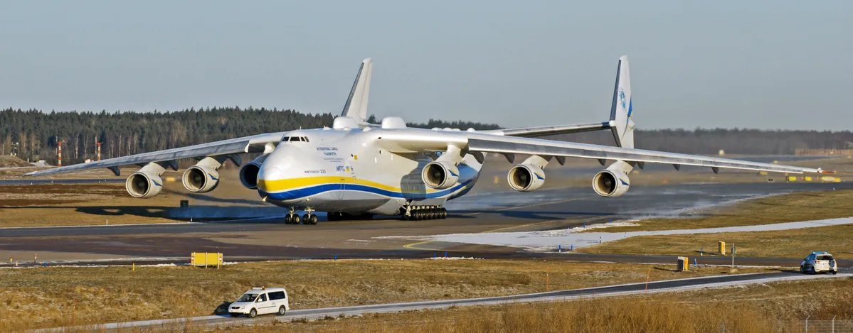 largest cargo plane russian