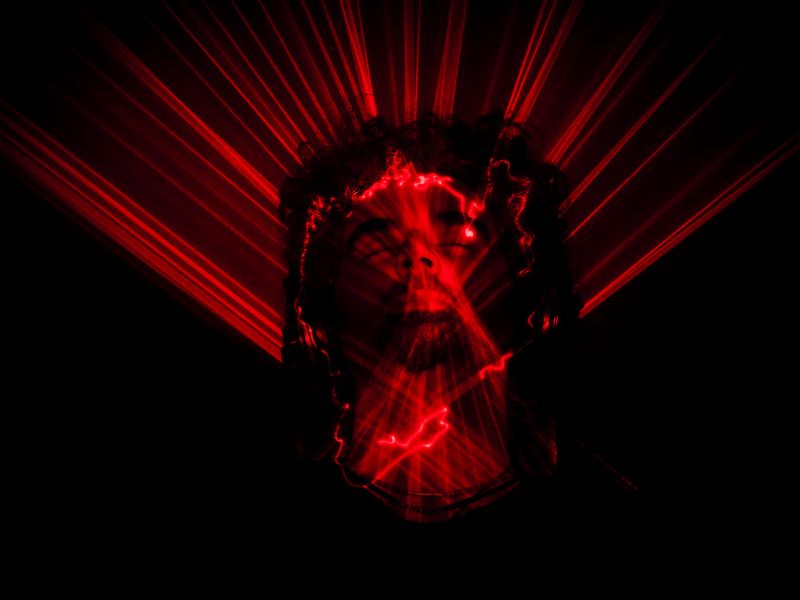 Jesus of rays | Smithsonian Photo Contest | Smithsonian Magazine