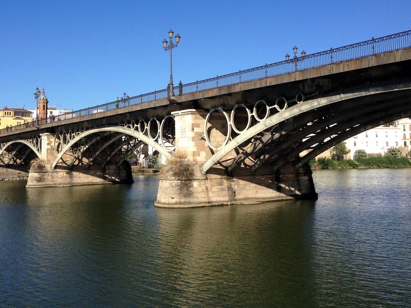 La Puente de Triana (Triana Bridge) | Smithsonian Photo Contest ...
