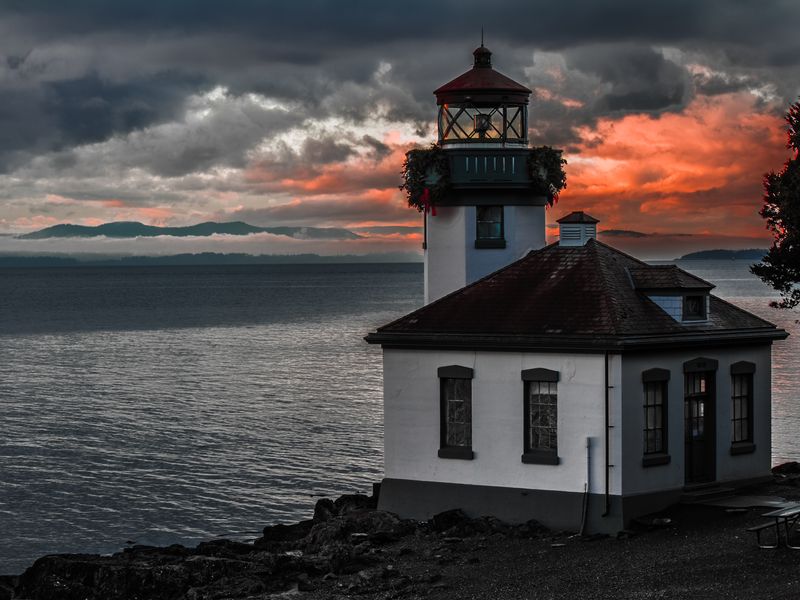 Lime Kiln Lighthouse | Smithsonian Photo Contest | Smithsonian Magazine