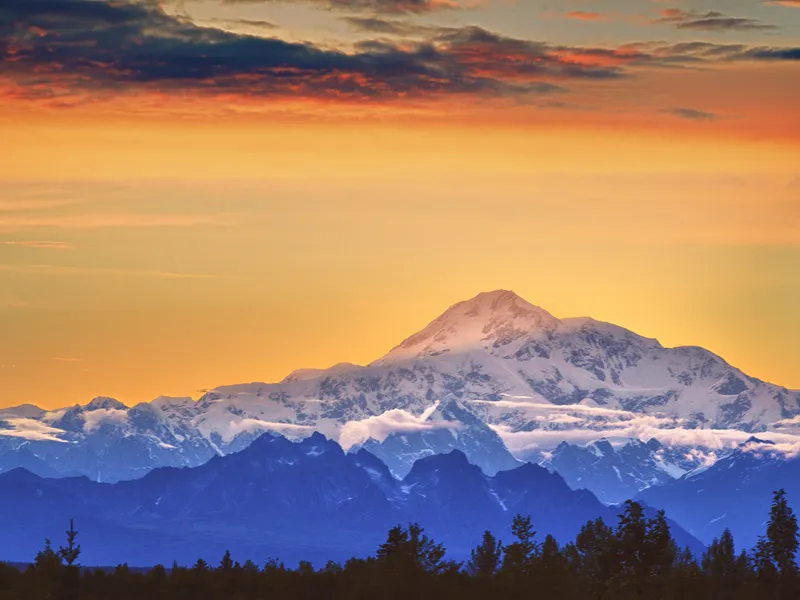 Sunset at North America highest peak, Denali National Park, Alaska ...