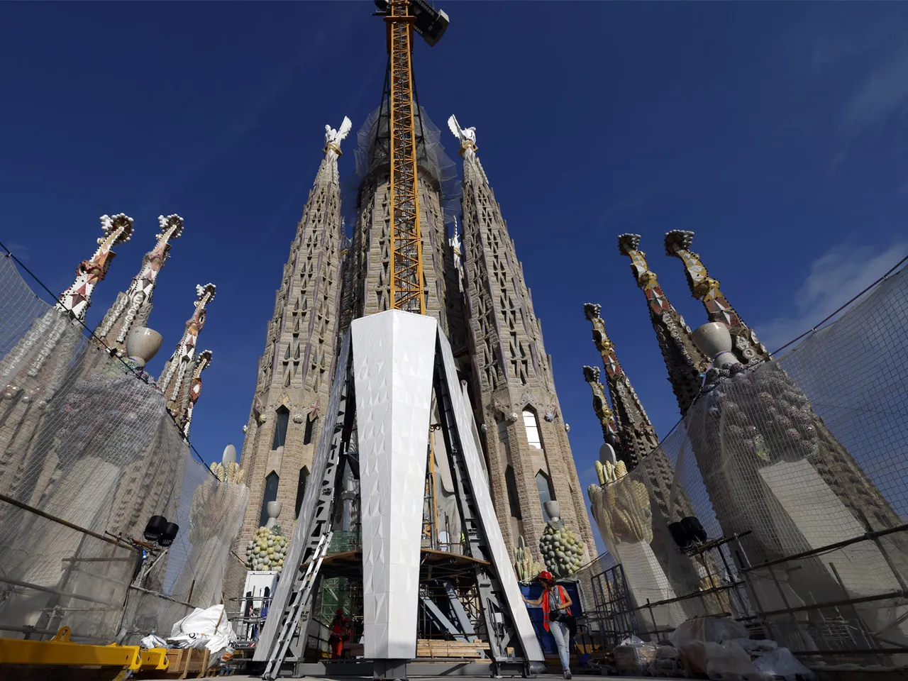 gaudi barcelona sagrada familia
