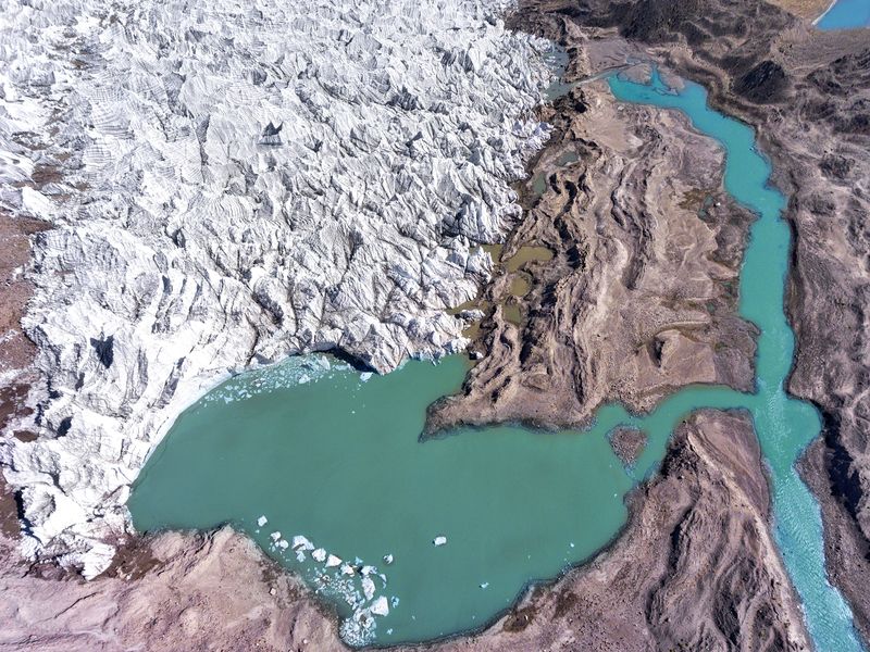moving glaciers | Smithsonian Photo Contest | Smithsonian Magazine
