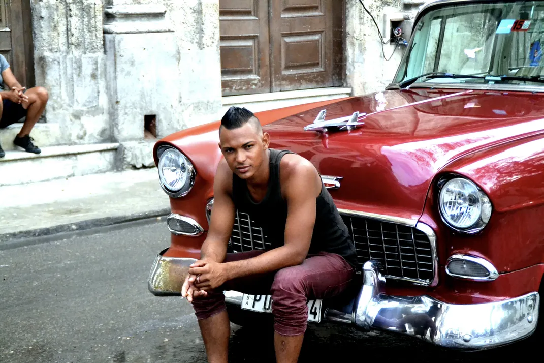 Taxi Driver in Cuba | Smithsonian Photo Contest | Smithsonian Magazine