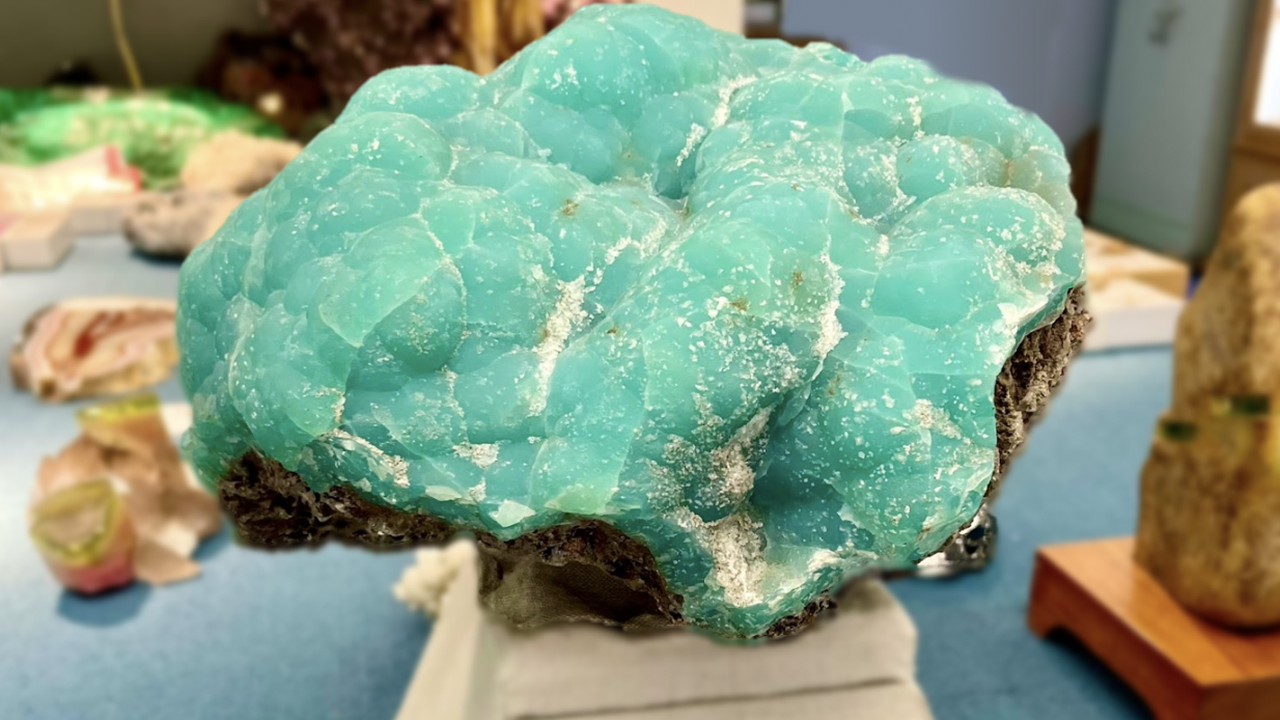 gem quality smithsonite