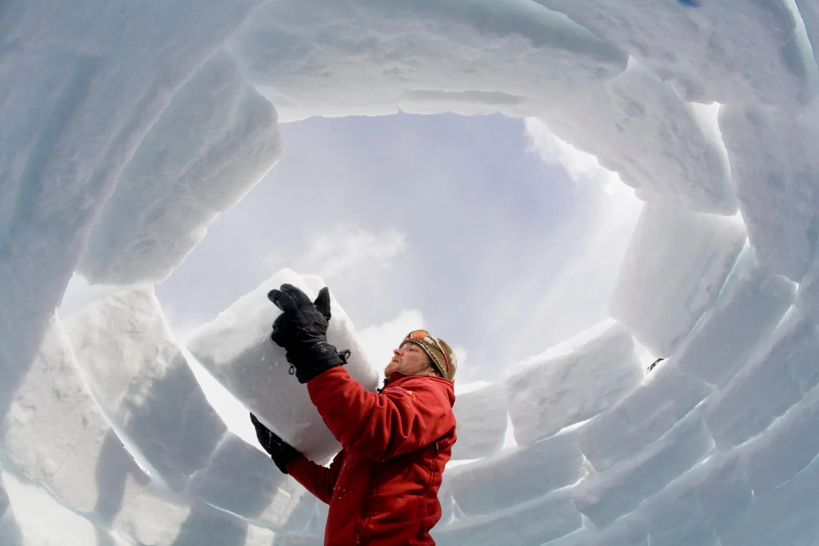 Here’s How to Build an Igloo | Smithsonian