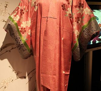 Articles: News & Features | Smithsonian Magazine