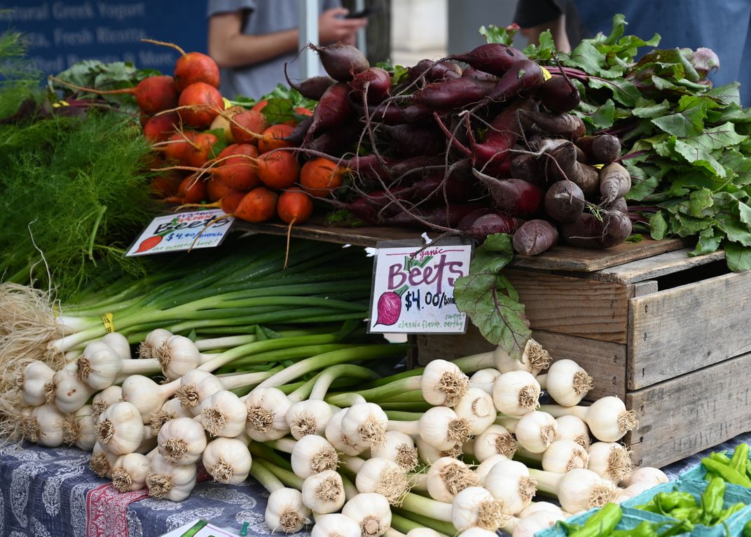 Fresh Produce at the Sunday morning Farmer's Market | Smithsonian Photo ...