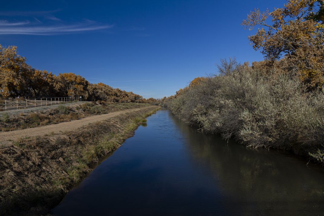 Water Meets the West: Rio Grande Drainage in Albuquerque | Smithsonian ...