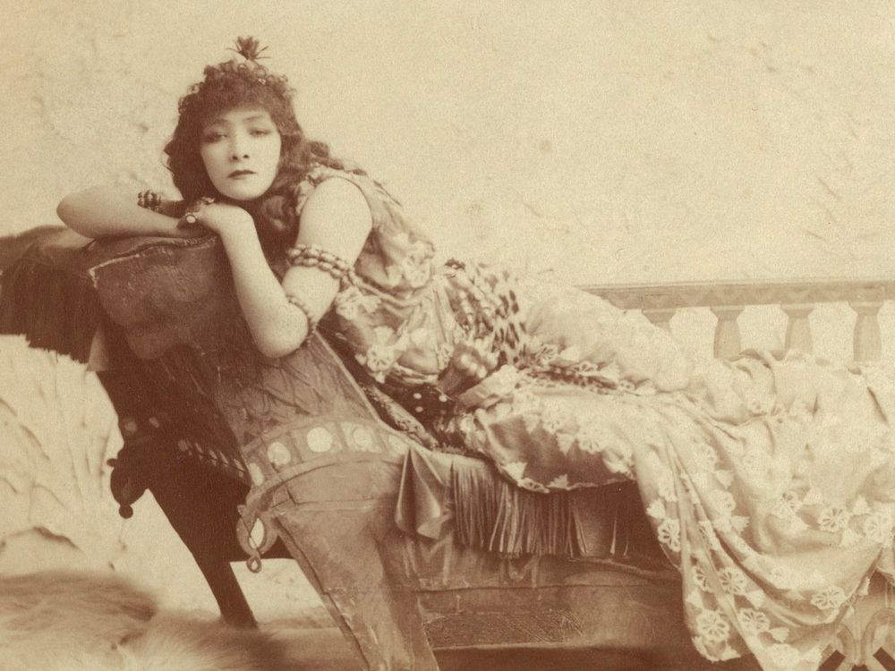 Why Actress Sarah Bernhardt Was the First Modern Celebrity