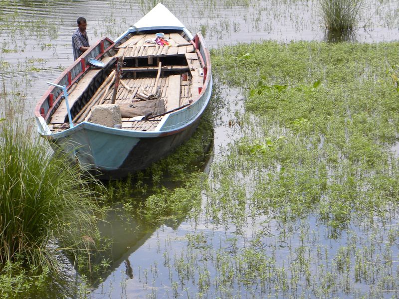 Boat in Bangladesh | Smithsonian Photo Contest | Smithsonian Magazine
