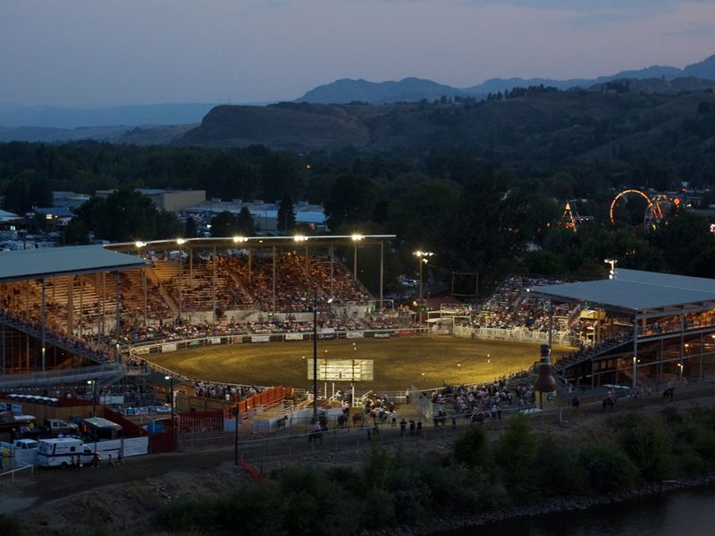 The Saturday night Omak Rodeo in Omak, Oregon | Smithsonian Photo ...