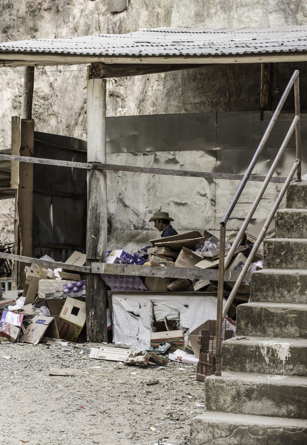 Sinking | Smithsonian Photo Contest | Smithsonian Magazine