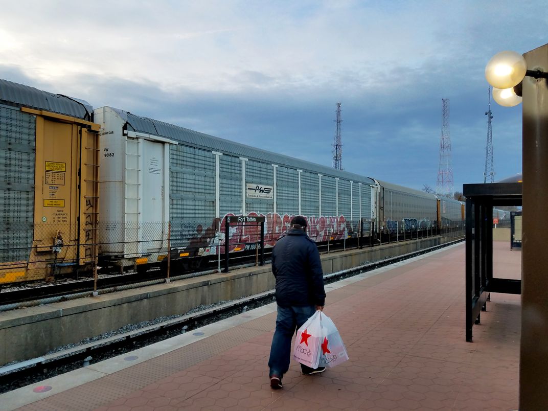 The Commuter | Smithsonian Photo Contest | Smithsonian Magazine