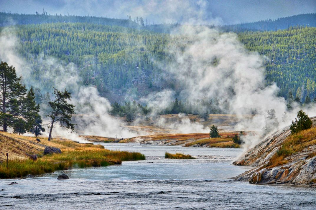 Yellowstone Hot Springs | Smithsonian Photo Contest | Smithsonian Magazine