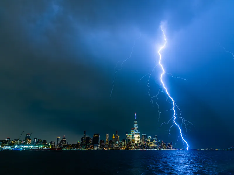 When the thunder strikes | Smithsonian Photo Contest | Smithsonian Magazine