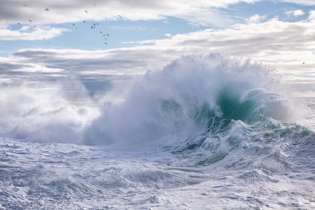 Giant wave taken during a seastorm. | Smithsonian Photo Contest ...