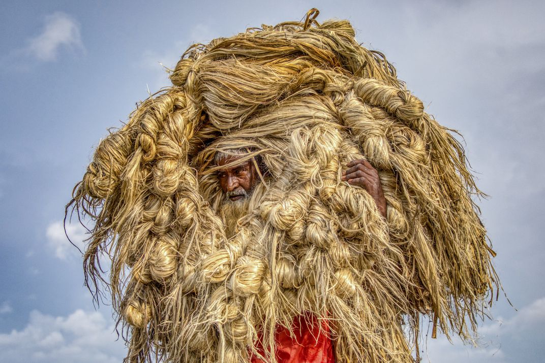 Jute Man | Smithsonian Photo Contest | Smithsonian Magazine