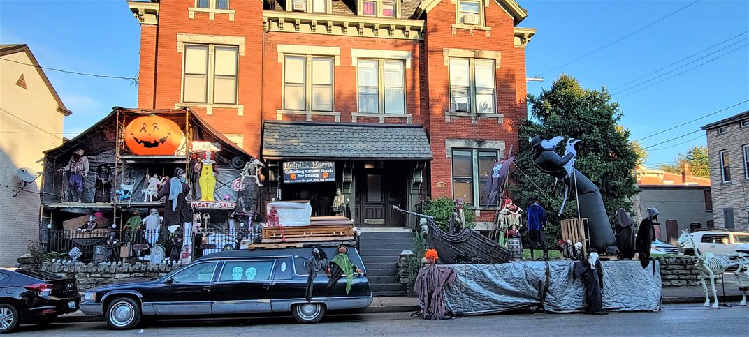 Halloween House Street Display | Smithsonian Photo Contest ...