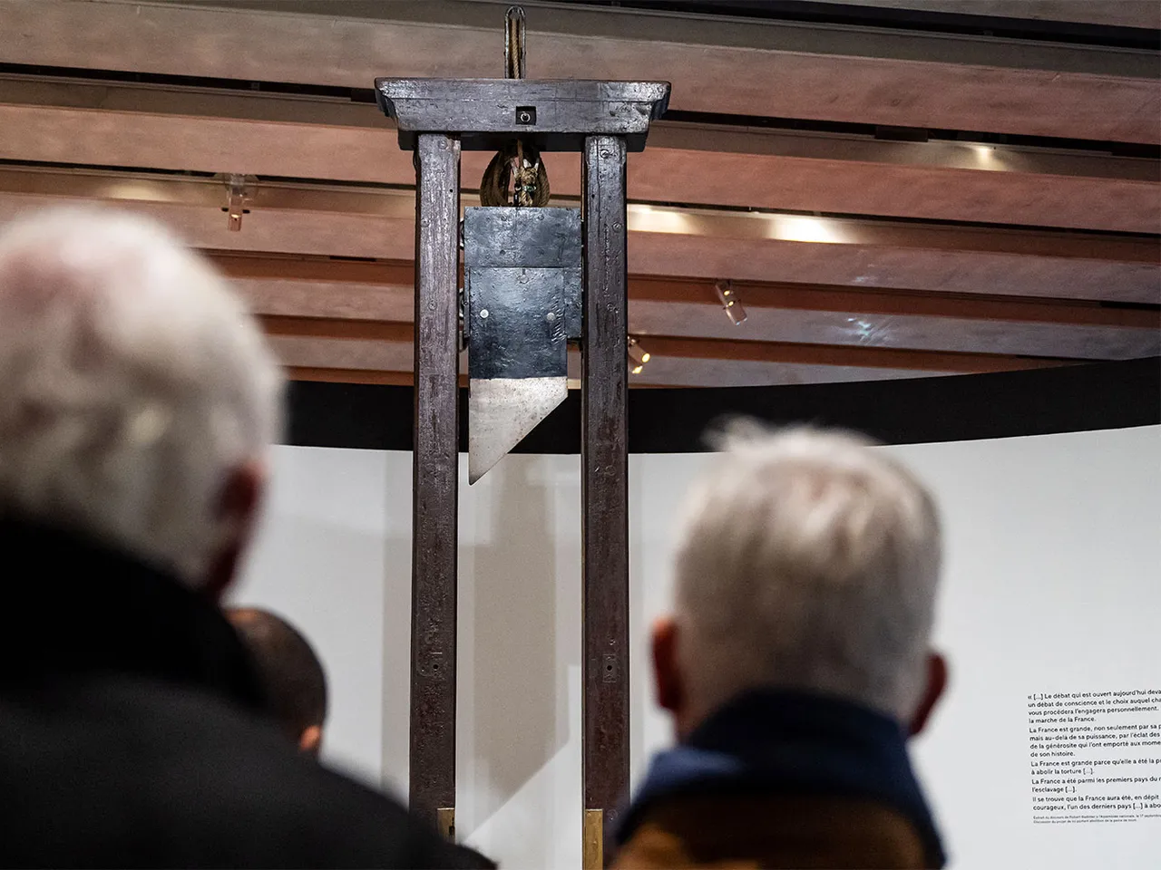 guillotine execution public