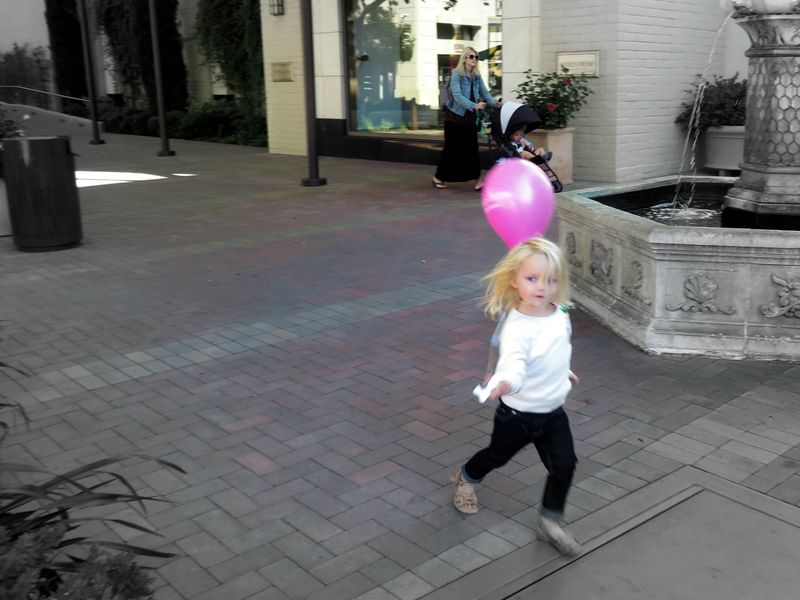 Girl with the Pink Balloon | Smithsonian Photo Contest | Smithsonian ...