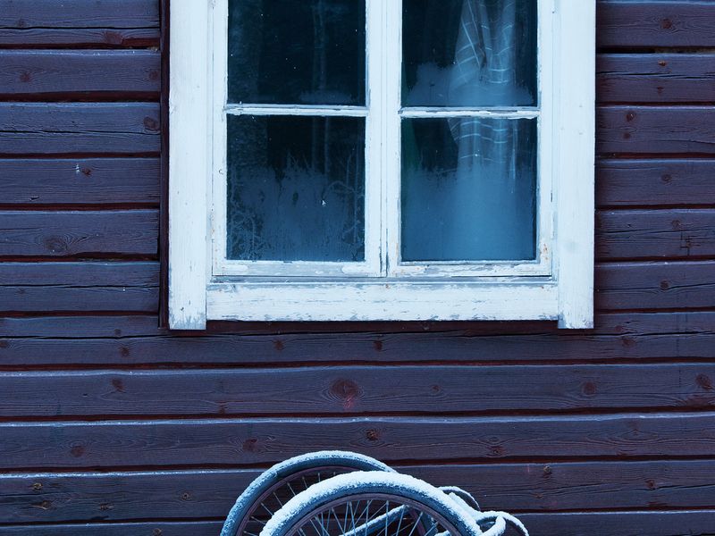 barrow and window | Smithsonian Photo Contest | Smithsonian Magazine