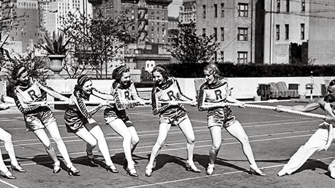 Bikini De Las Rockettes De Radio City 49 Kandice Pelletier Stock