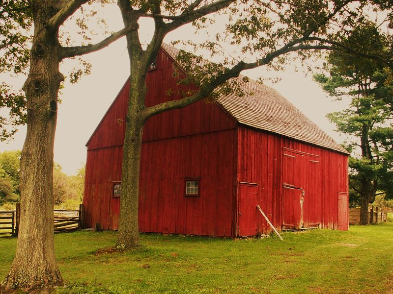 The Classic Red Barn of America | Smithsonian Photo Contest ...