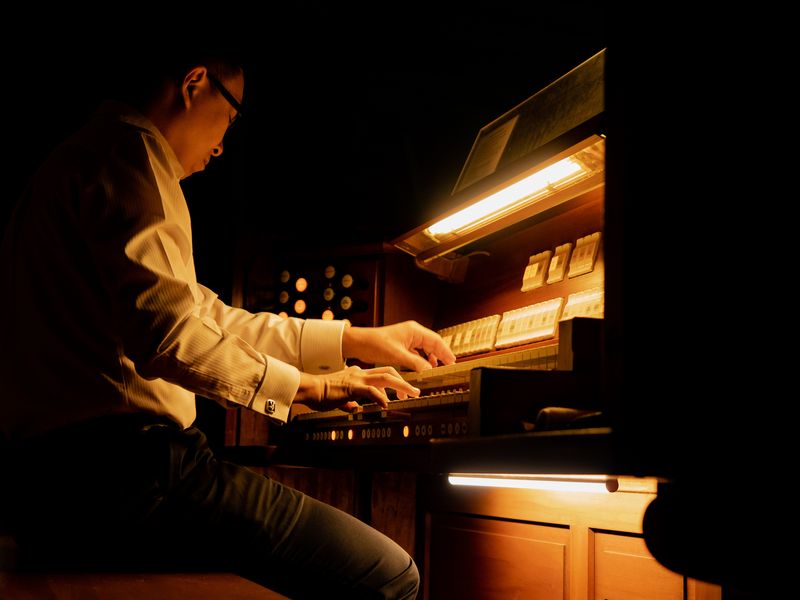 Cathedral Organist | Smithsonian Photo Contest | Smithsonian Magazine