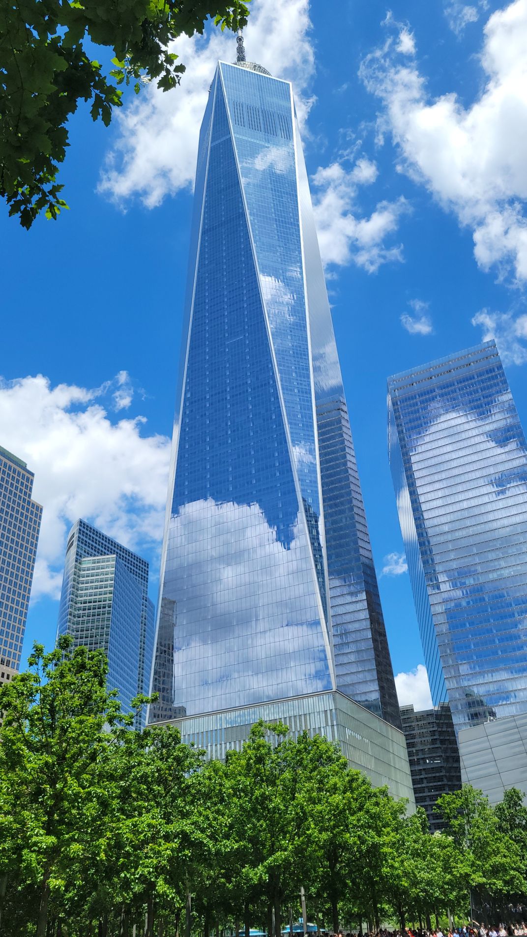 One World Trade Center in the Blue Sky | Smithsonian Photo Contest ...