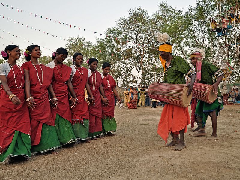 Baha festival of Santhal tribes of India. | Smithsonian Photo Contest ...