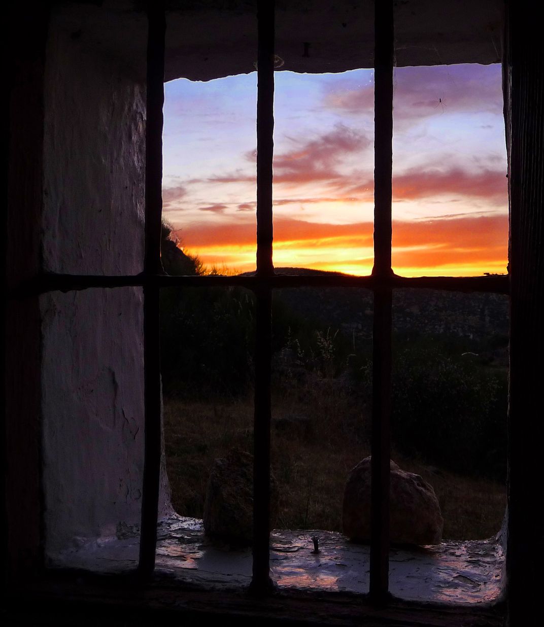 This moment captured my imagination with so many textures and colors ...