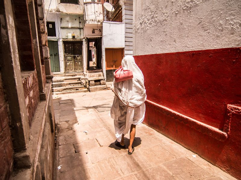 Varanasi Red Walk | Smithsonian Photo Contest | Smithsonian Magazine