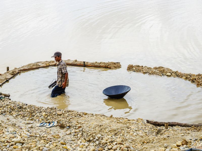 The Diamond Miner | Smithsonian Photo Contest | Smithsonian Magazine