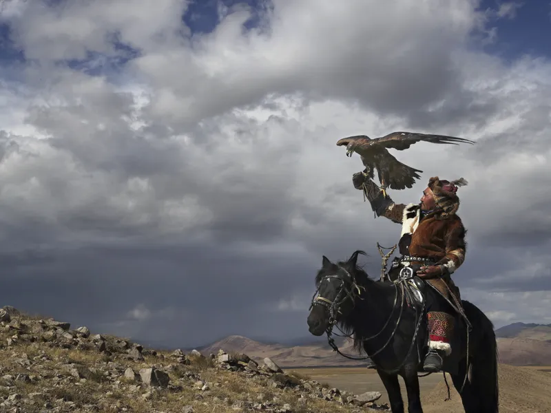 Eagle hunters | Smithsonian Photo Contest | Smithsonian Magazine